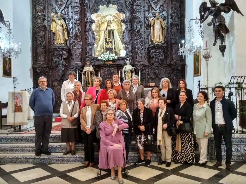 La familia del CMS sigue creciendo - Carmelitas Misioneras