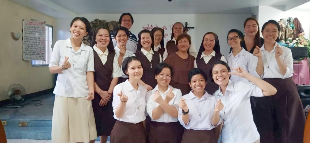 El Carmelo Misionero sigue creciendo..... - Carmelitas Misioneras