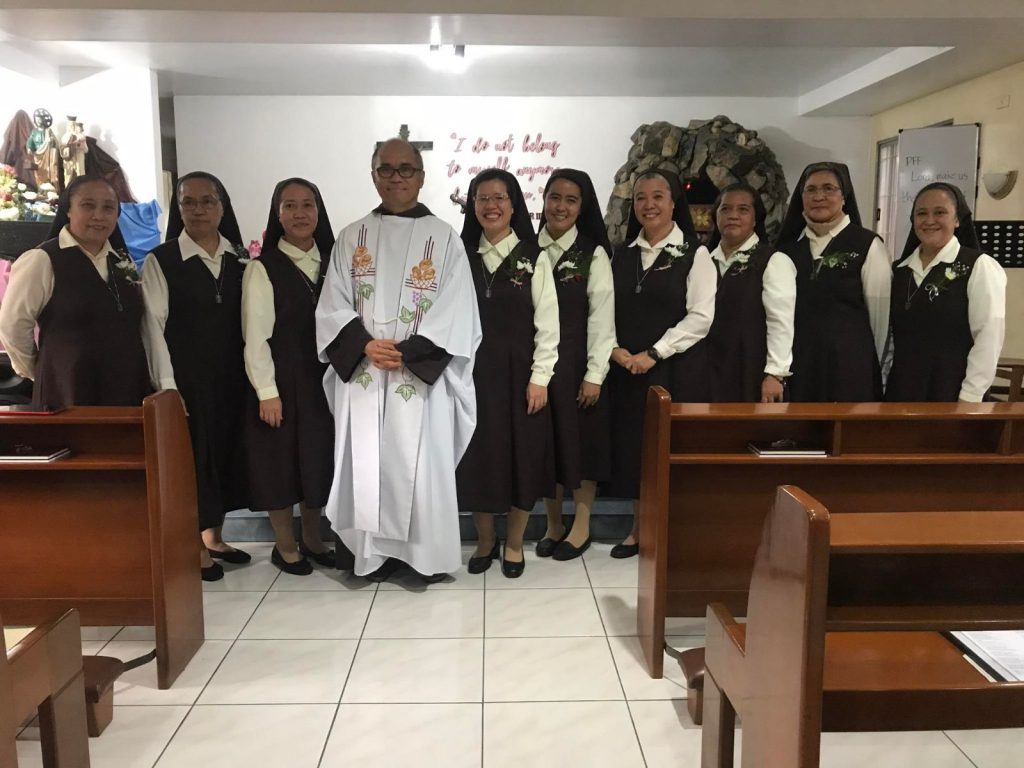 El Carmelo Misionero sigue creciendo..... - Carmelitas Misioneras