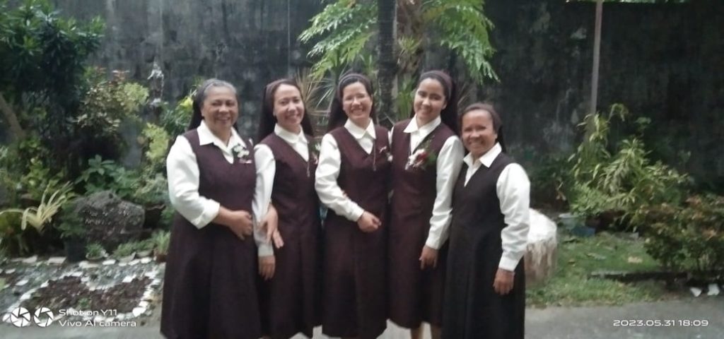 El Carmelo Misionero sigue creciendo..... - Carmelitas Misioneras