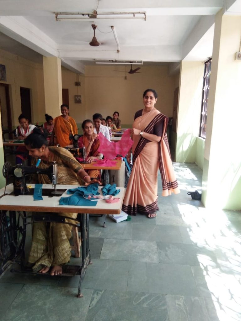 Misión en Dhandhuka, India - Carmelitas Misioneras