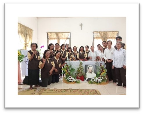 El amor sigue moviendo. - Carmelitas Misioneras